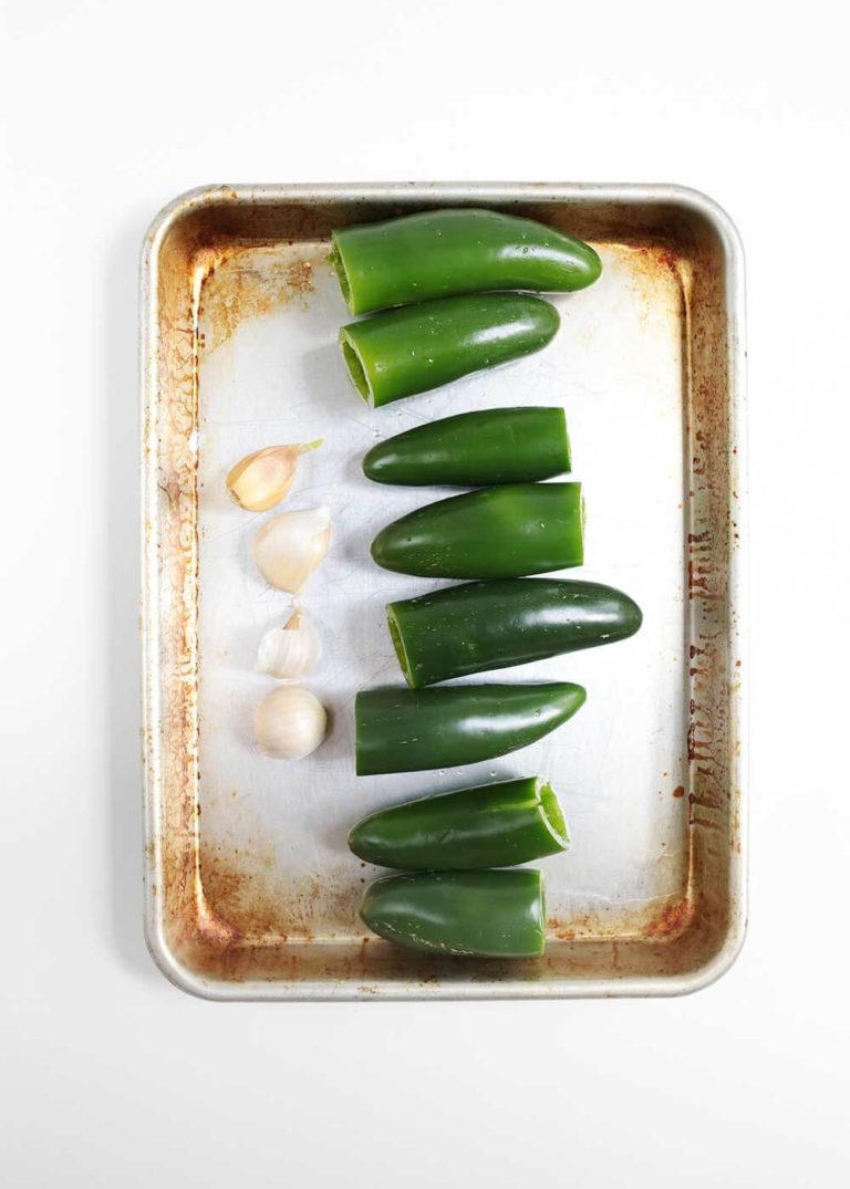 Salsa Doña - The Faux Martha